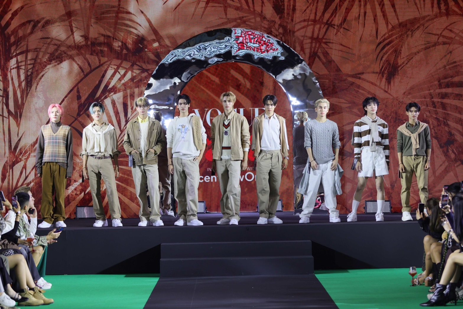 ผู้หญิง - centralwOrld x Vogue Casting Call 2025 แจ้งเกิดดาวดวงใหม่แห่งวงการแฟชั่น